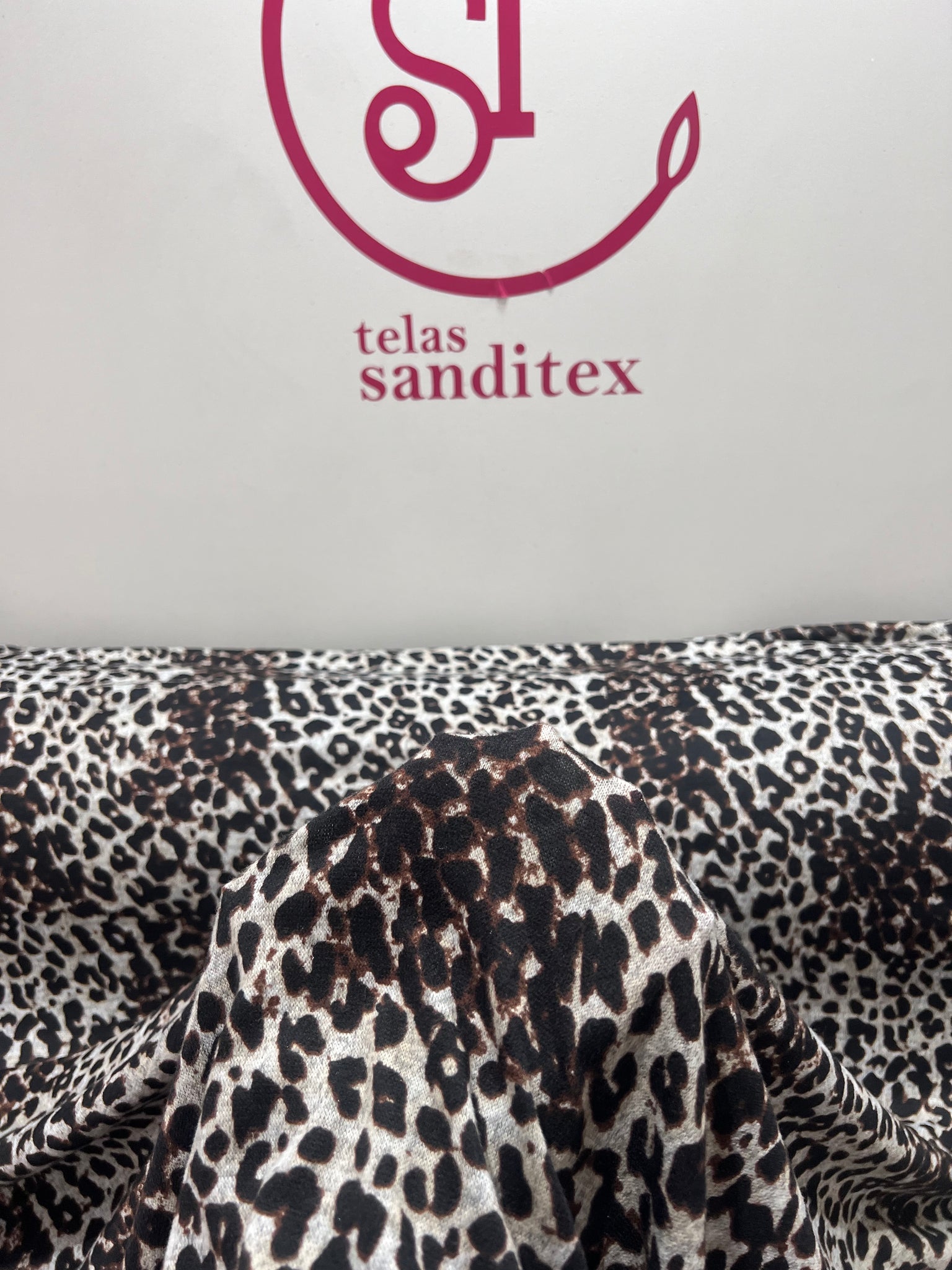 Tela De Suéter Animal Print – Sanditex