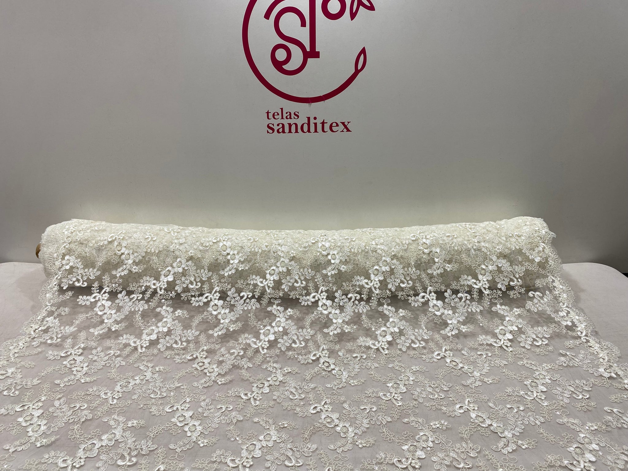 Tul Bordado Con Lentejuela "Romina" – Sanditex