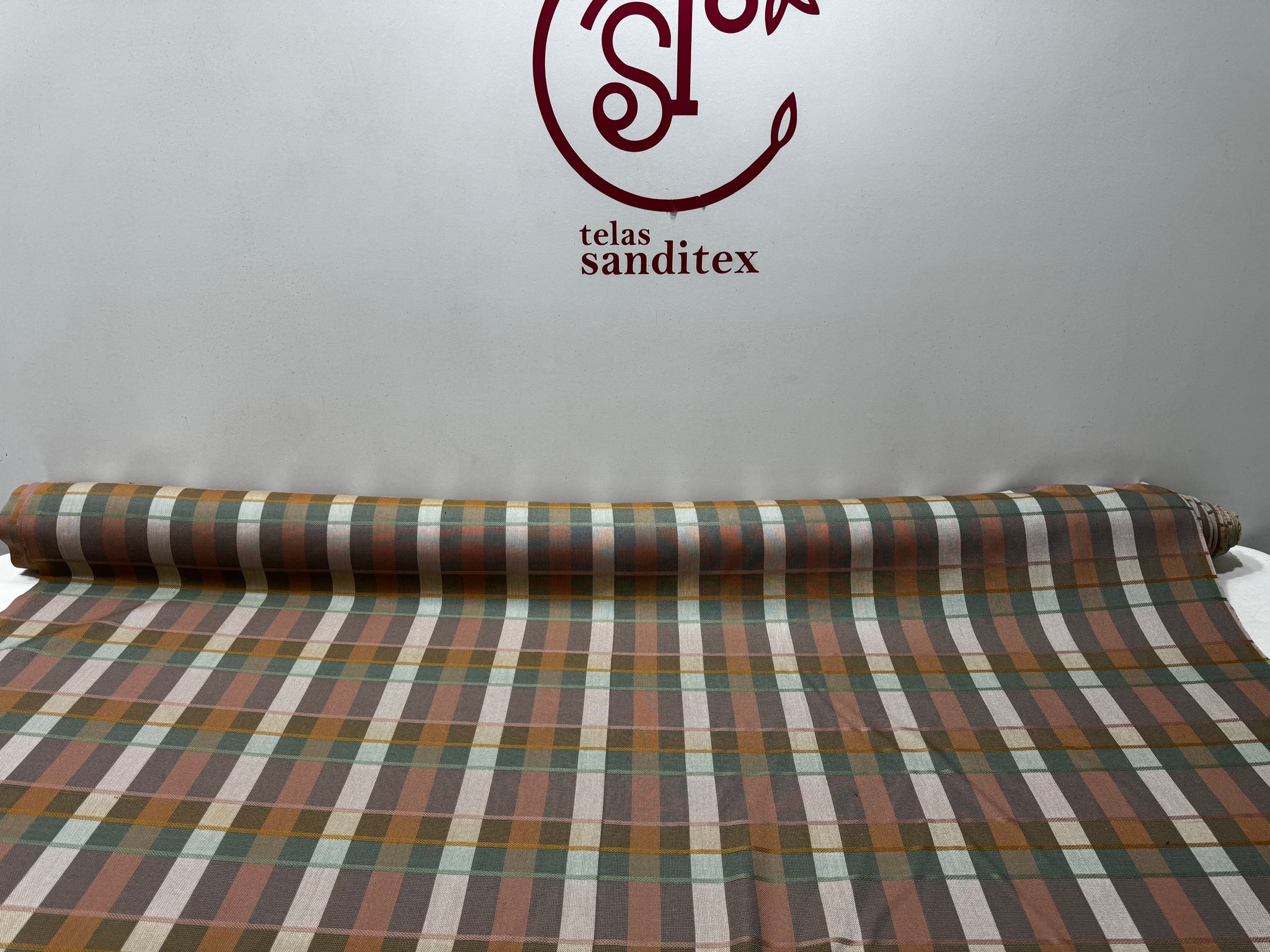 Tela Escocesa – Sanditex