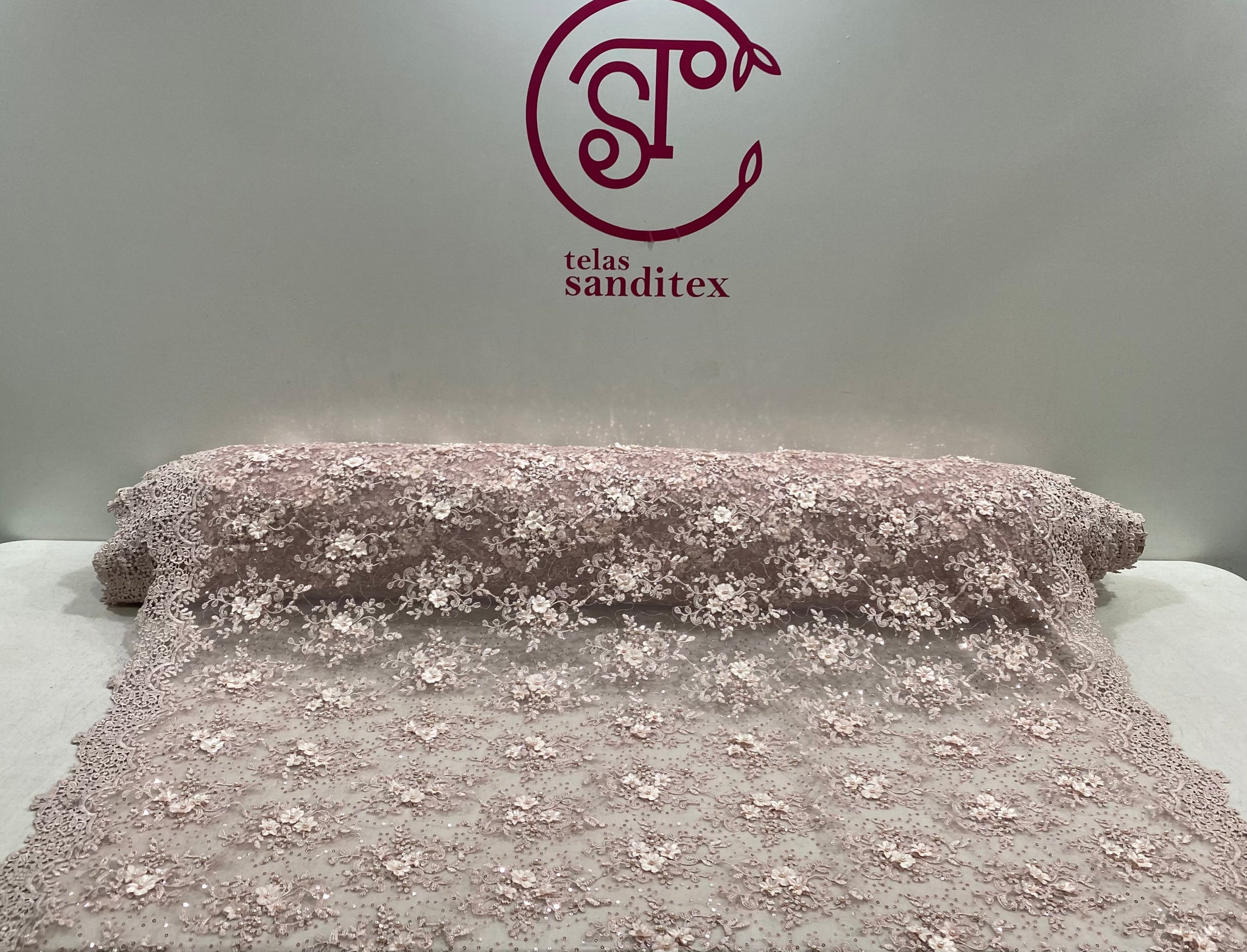 Tul Bordado Lentejuela Flores 3D "Telma" – Sanditex